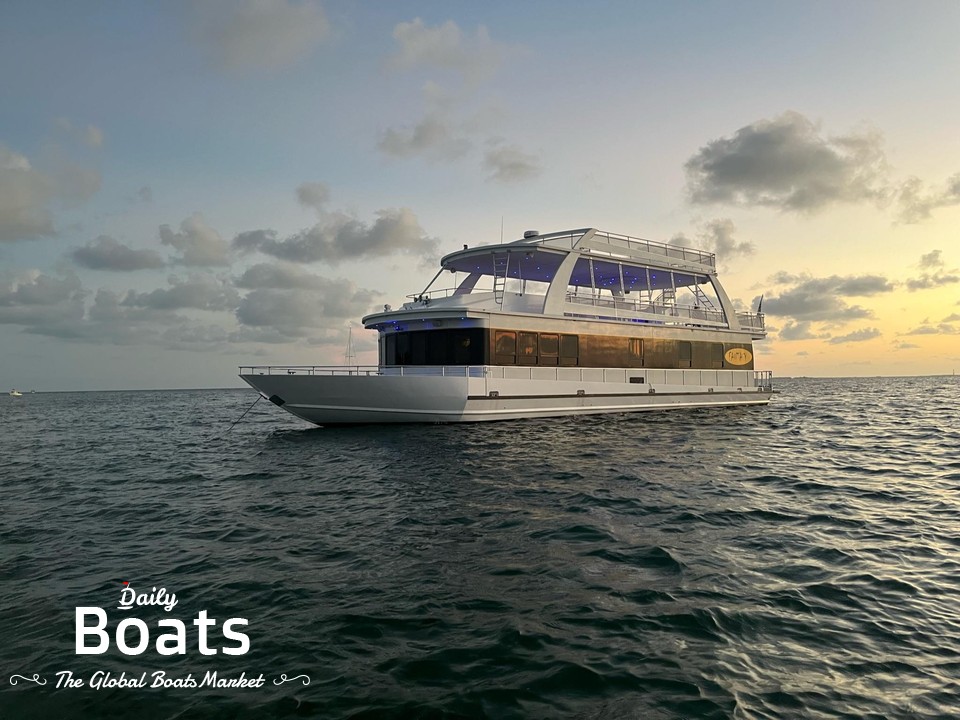 2009 Fantasy 85X22 for sale. View price, photos and Buy 2009 Fantasy ...
