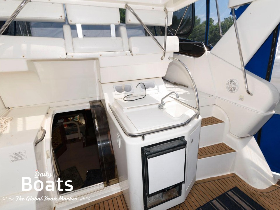 1996 Silverton 402 Motor Yacht for sale. View price, photos and Buy ...