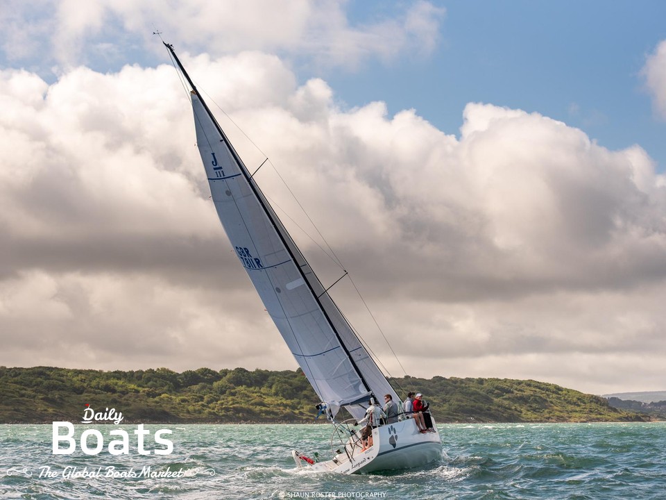 2012 J Boats J/111 for sale. View price, photos and Buy 2012 J Boats J ...