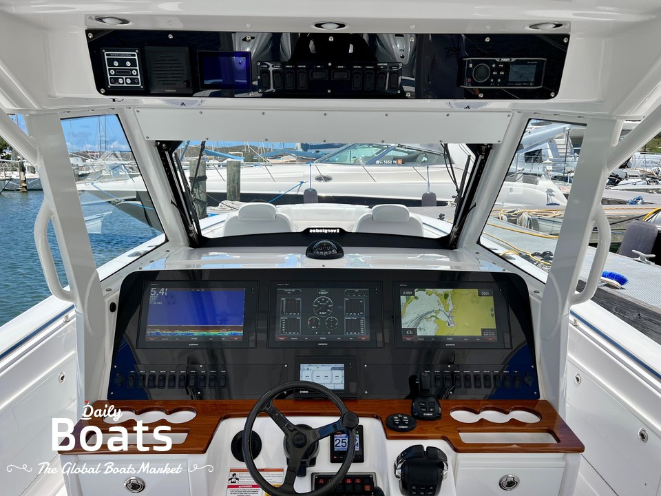 2019 Everglades 435 Center Console for sale. View price, photos and Buy ...