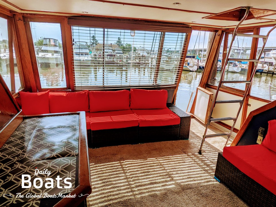 1969 Pacemaker Alglas Cockpit Motoryacht for sale. View price, photos ...