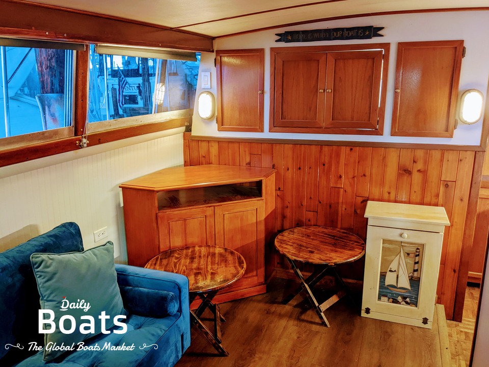 1969 Pacemaker Alglas Cockpit Motoryacht for sale. View price, photos ...