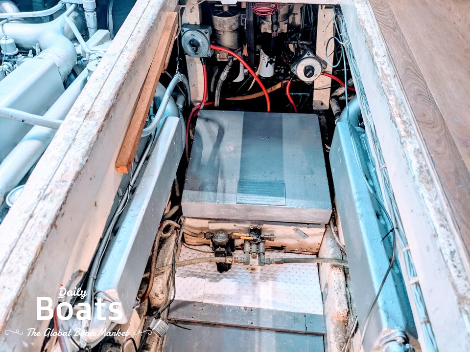 1969 Pacemaker Alglas Cockpit Motoryacht for sale. View price, photos ...