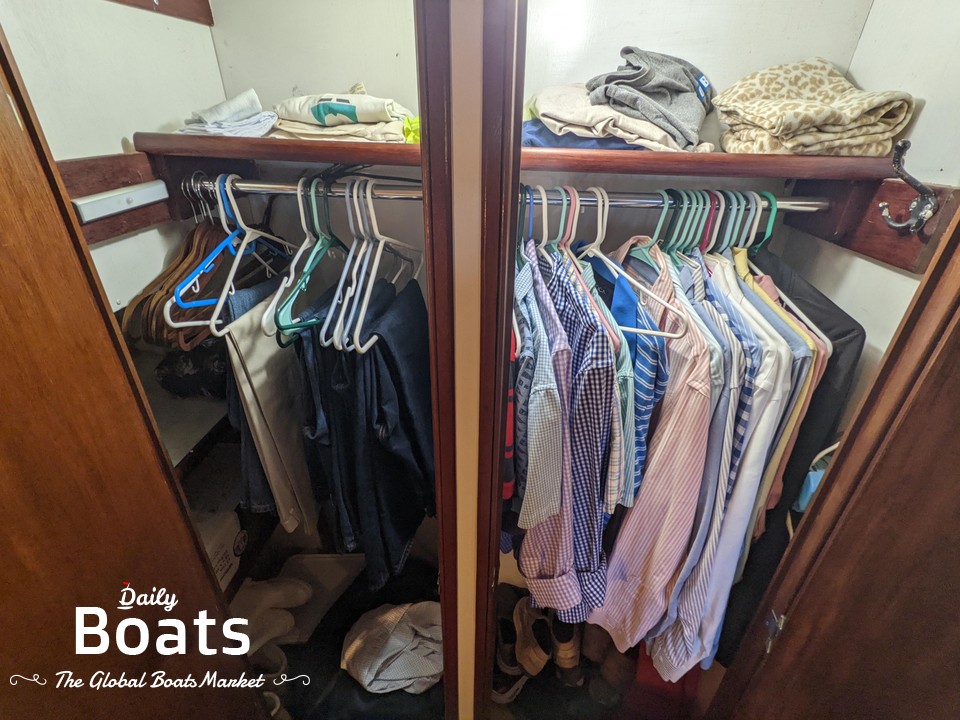 1969 Pacemaker Alglas Cockpit Motoryacht for sale. View price, photos ...