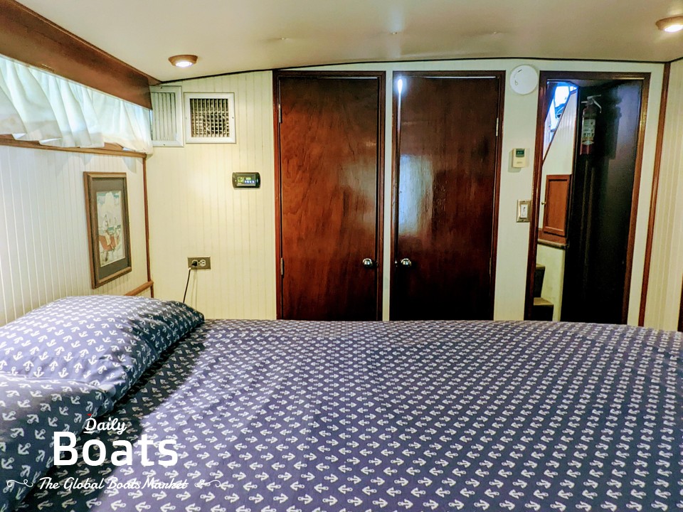 1969 Pacemaker Alglas Cockpit Motoryacht for sale. View price, photos ...