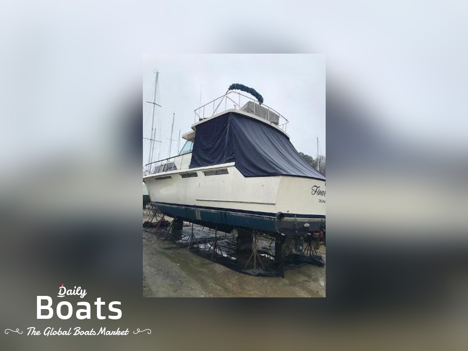 1969 Pacemaker Alglas Cockpit Motoryacht for sale. View price, photos ...