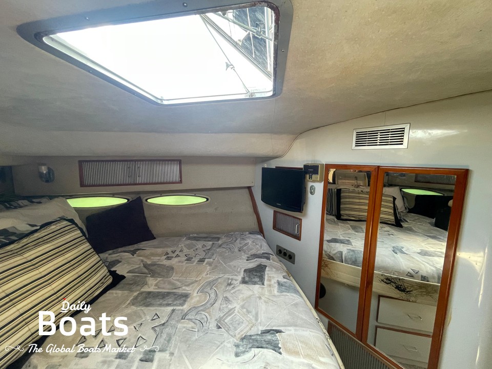1989 Sea Ray 390 Express Cruiser for sale. View price, photos and Buy ...