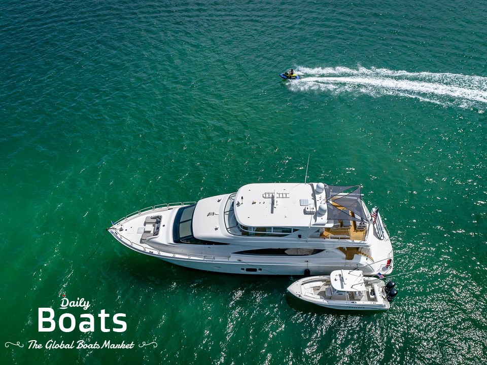 2014 Hatteras 80 Motor Yacht for sale. View price, photos and Buy 2014 ...