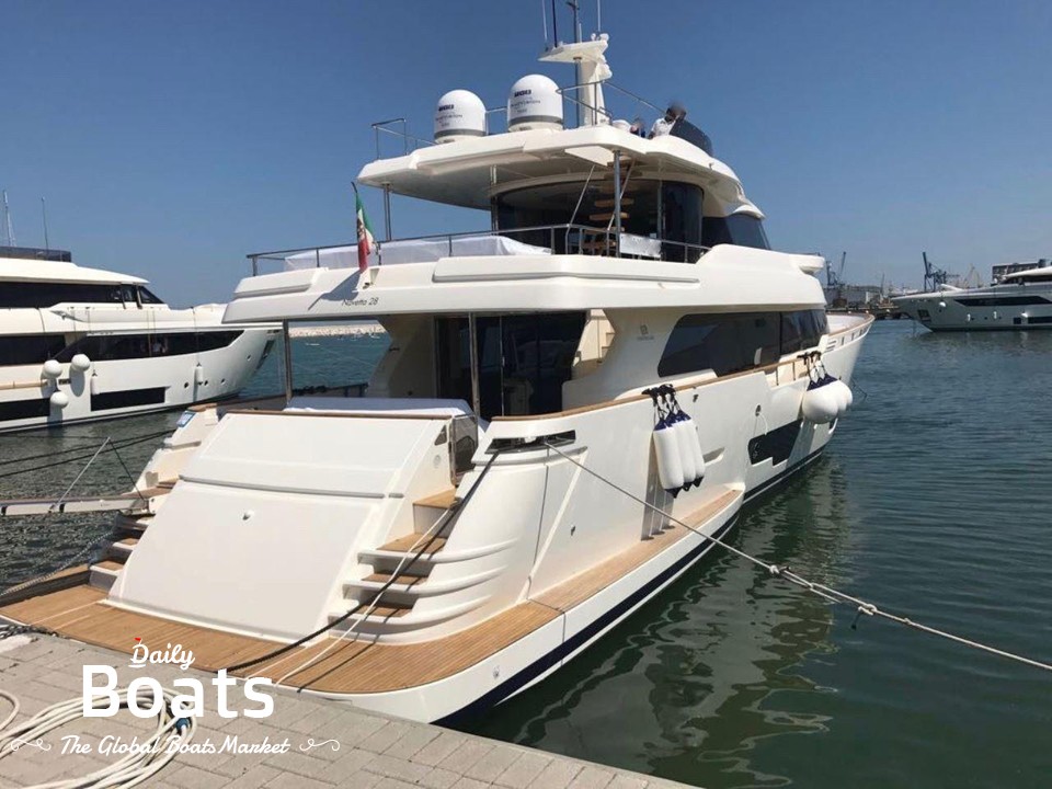 2017 Custom Line Navetta 28 for sale. View price, photos and Buy 2017 ...