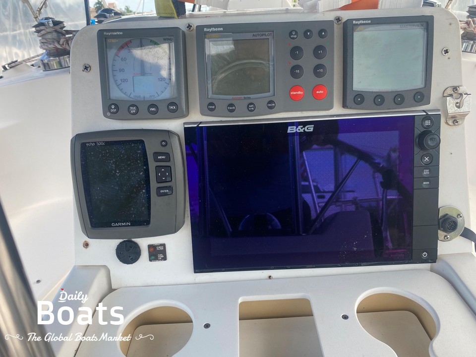 2001 Hunter 460 for sale. View price, photos and Buy 2001 Hunter 460 ...