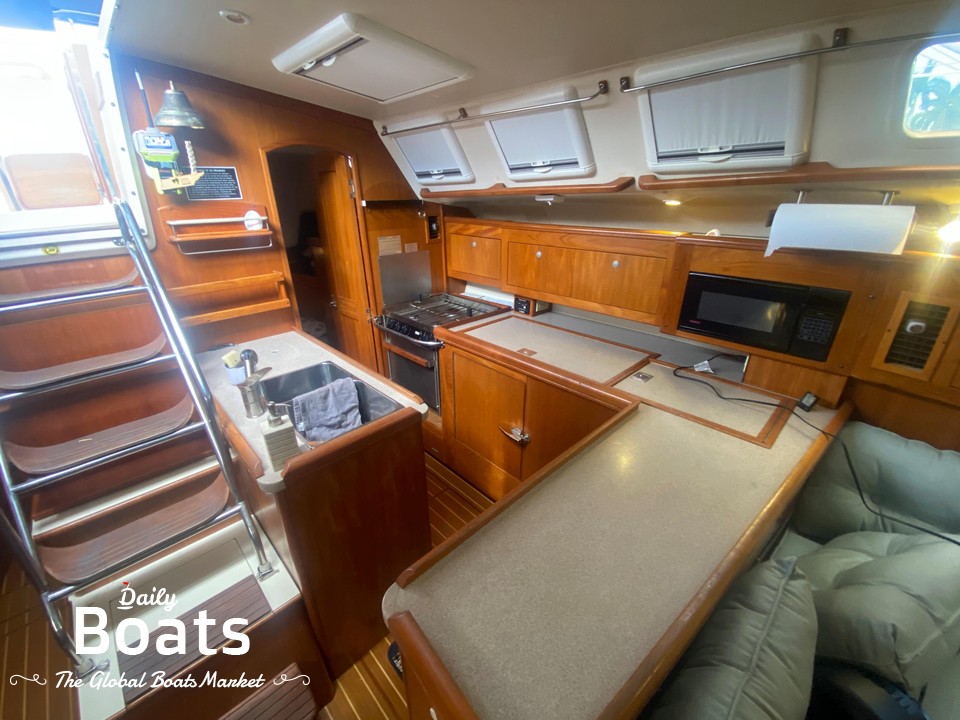 2001 Hunter 460 for sale. View price, photos and Buy 2001 Hunter 460 ...