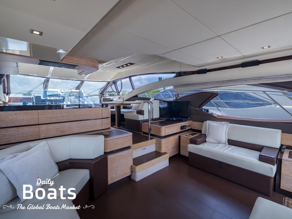 2013 Azimut 60 Fly for sale. View price, photos and Buy 2013 Azimut 60 ...