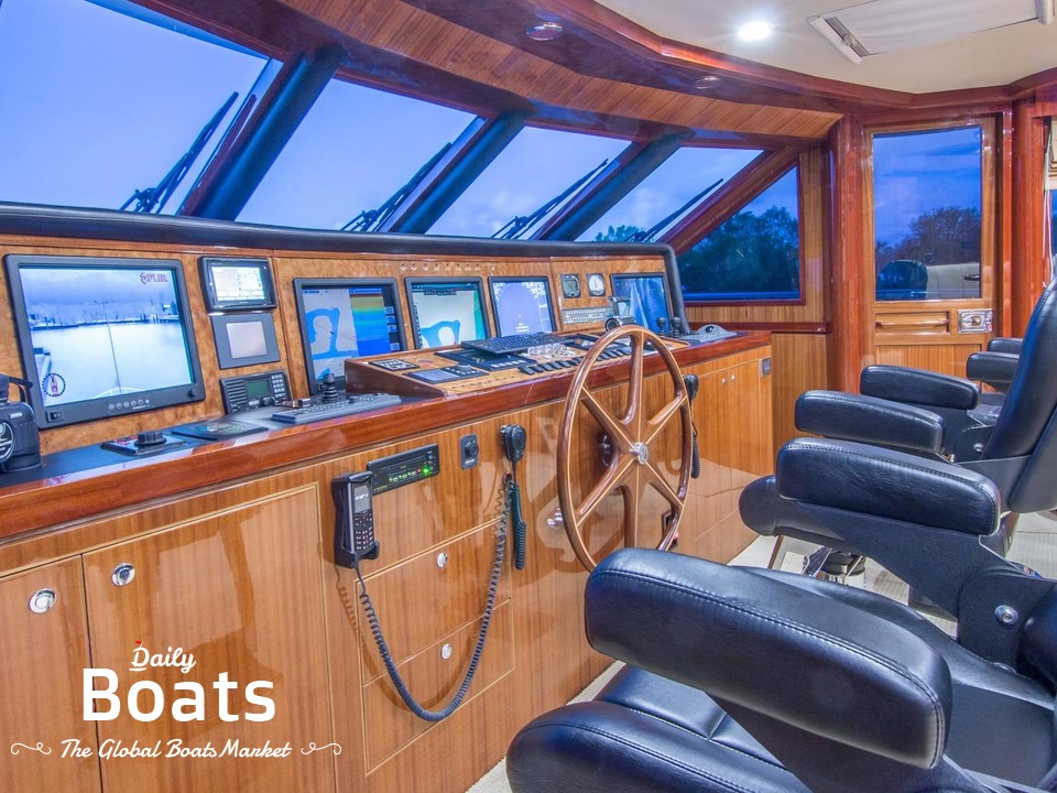 Ocean Alexander 102 for sale. View price, photos and Buy Ocean ...