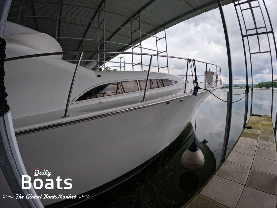 1987 Cheoy Lee 66 Fast Motor Yacht for sale. View price, photos and Buy ...