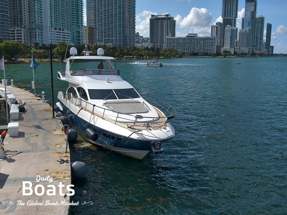 2011 Azimut 70' Flybridge for sale. View price, photos and Buy 2011 ...