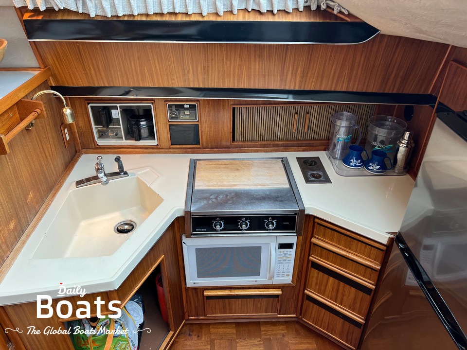 1986 Sea Ray 410 Aft Cabin for sale. View price, photos and Buy 1986 ...