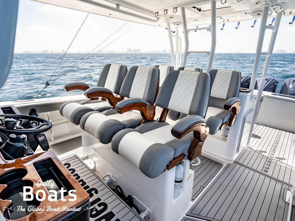 2020 Everglades 435 for sale. View price, photos and Buy 2020 ...