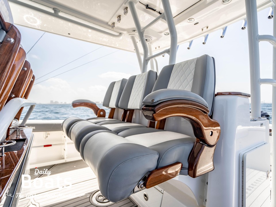 2020 Everglades 435 for sale. View price, photos and Buy 2020 ...