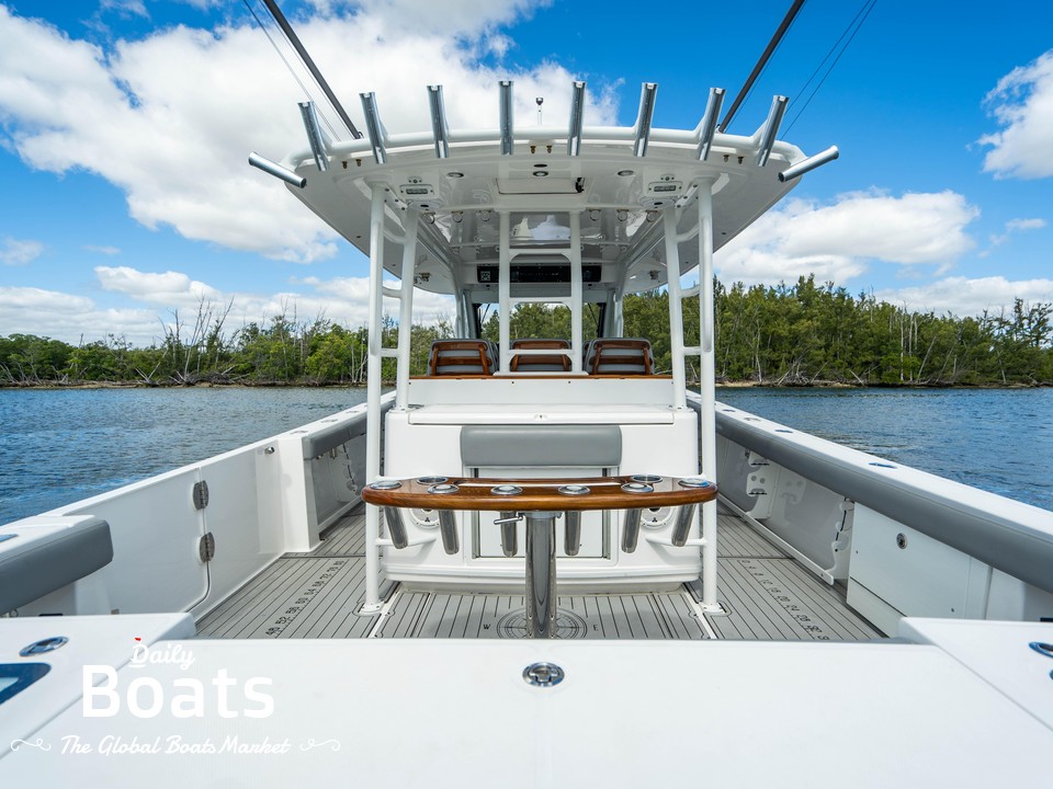 2020 Everglades 435 for sale. View price, photos and Buy 2020 ...