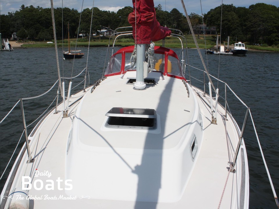 1983 Pearson 303 for sale. View price, photos and Buy 1983 Pearson 303 ...