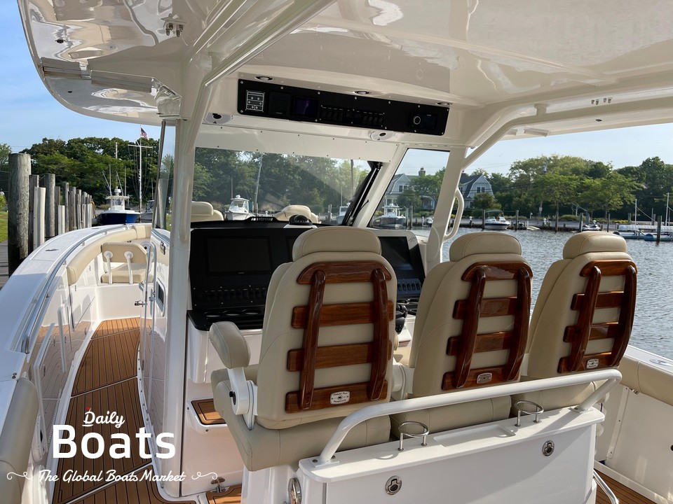 2019 Everglades 435 for sale. View price, photos and Buy 2019 ...