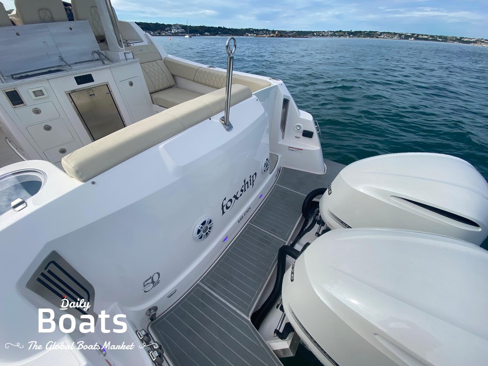 2020 Regal 33 Sav for sale. View price, photos and Buy 2020 Regal 33 ...