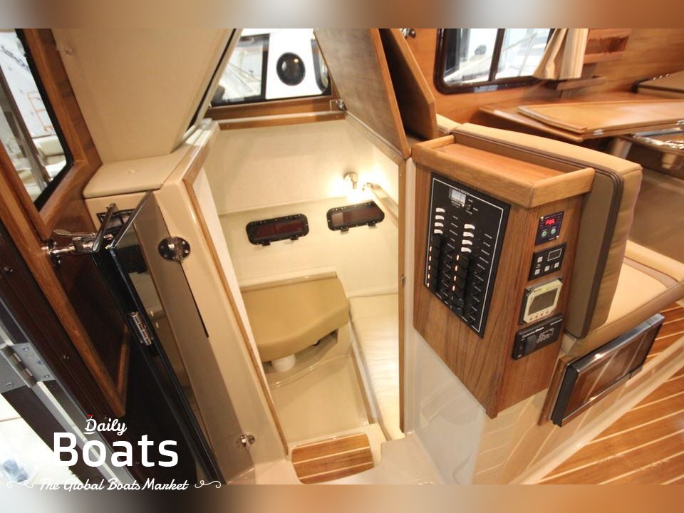 2023 Ranger Tugs R-31 Command Bridge Luxury Edition for sale. View ...