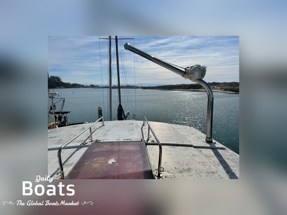 1988 Kha Shing Cockpit Motor Yacht for sale. View price, photos and Buy ...