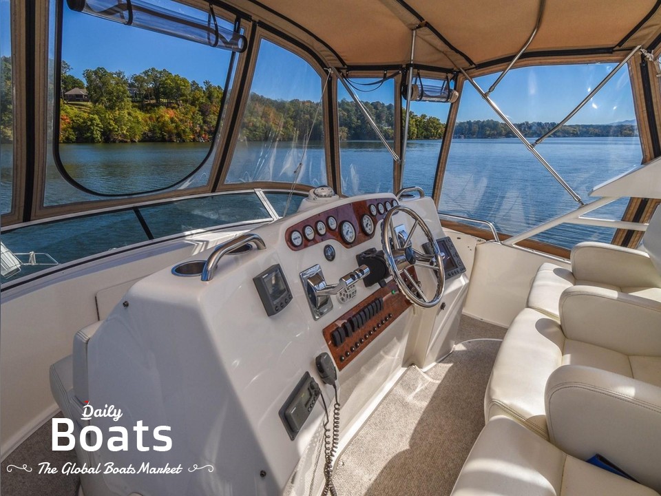 2001 Silverton 392 Motor Yacht for sale. View price, photos and Buy ...