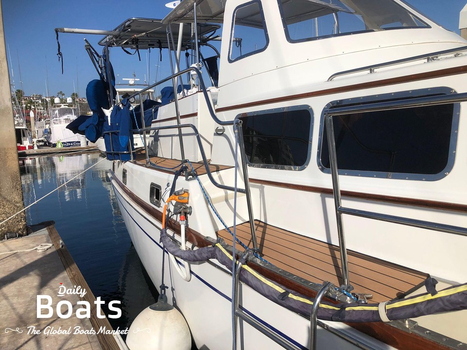 1980 Gulfstar 47 Sailmaster for sale. View price, photos and Buy 1980 ...