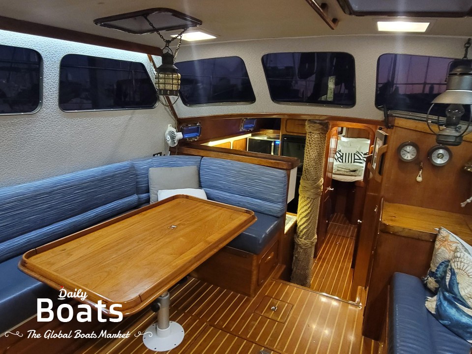 1980 Gulfstar 47 Sailmaster for sale. View price, photos and Buy 1980 ...