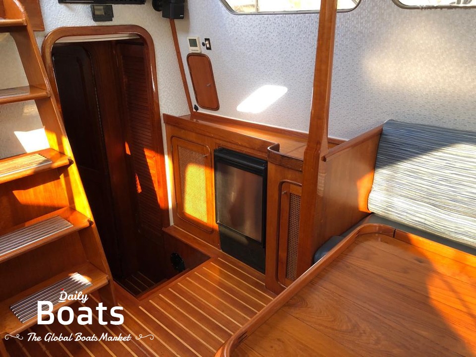 1980 Gulfstar 47 Sailmaster for sale. View price, photos and Buy 1980 ...