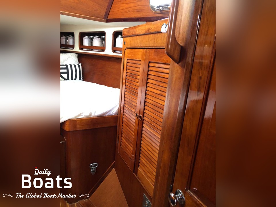 1980 Gulfstar 47 Sailmaster for sale. View price, photos and Buy 1980 ...