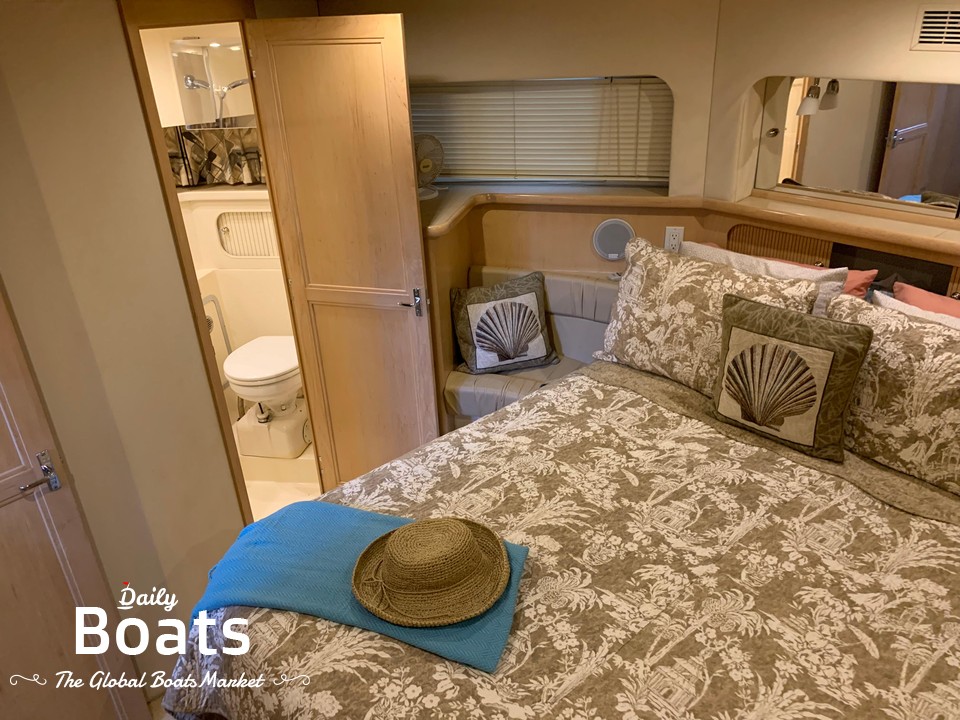 1997 Carver 405 Motor Yacht for sale. View price, photos and Buy 1997 ...