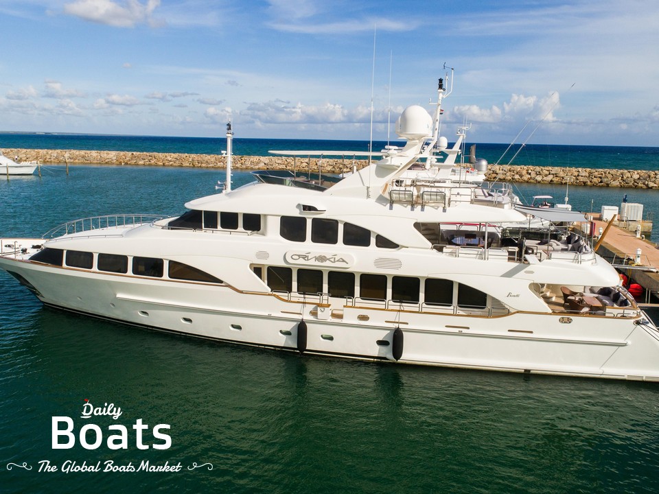 Benetti 120 classic for sale - Daily Boats