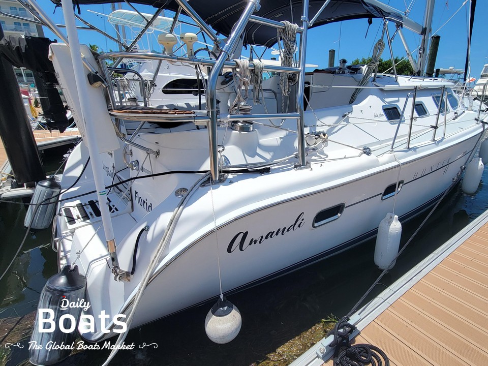2006 Hunter 41 Deck Salon for sale. View price, photos and Buy 2006 ...