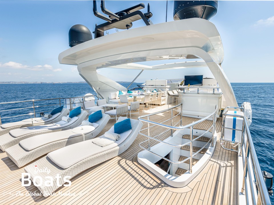 2017 Azimut 95 for sale. View price, photos and Buy 2017 Azimut 95 #343906