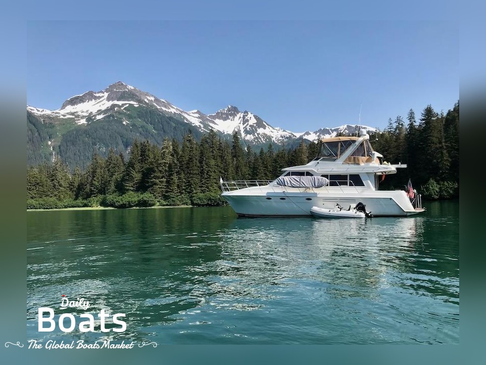 Cruising boats Navigator pilothouse for sale - Daily Boats