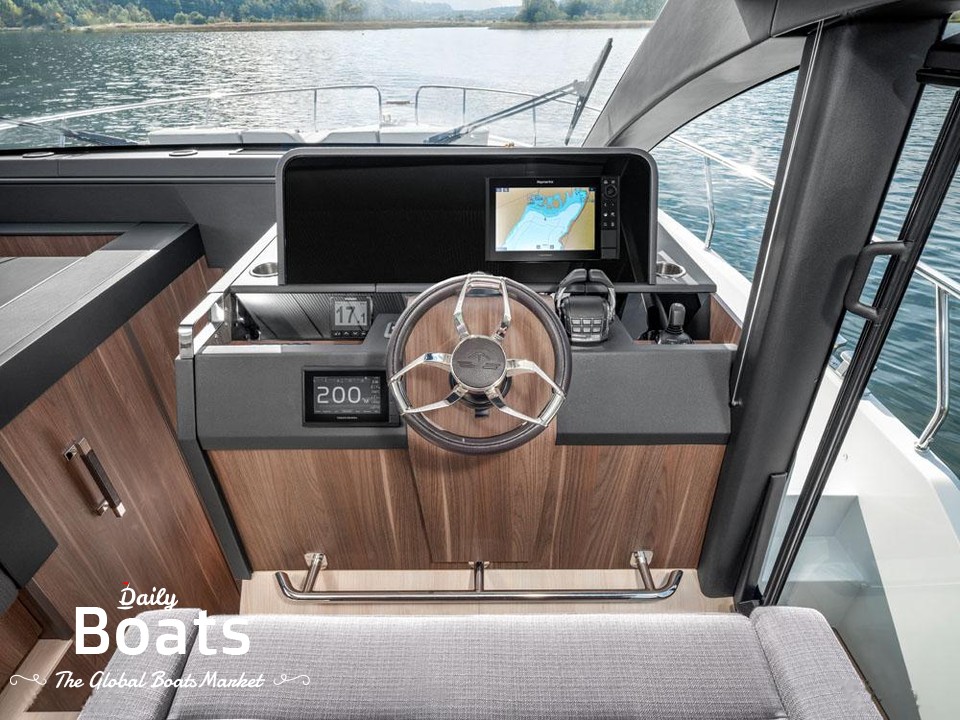 2023 Sealine C530 for sale. View price, photos and Buy 2023 Sealine ...