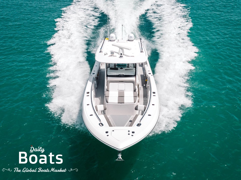 2018 Everglades 435 Center Console for sale. View price, photos and Buy ...