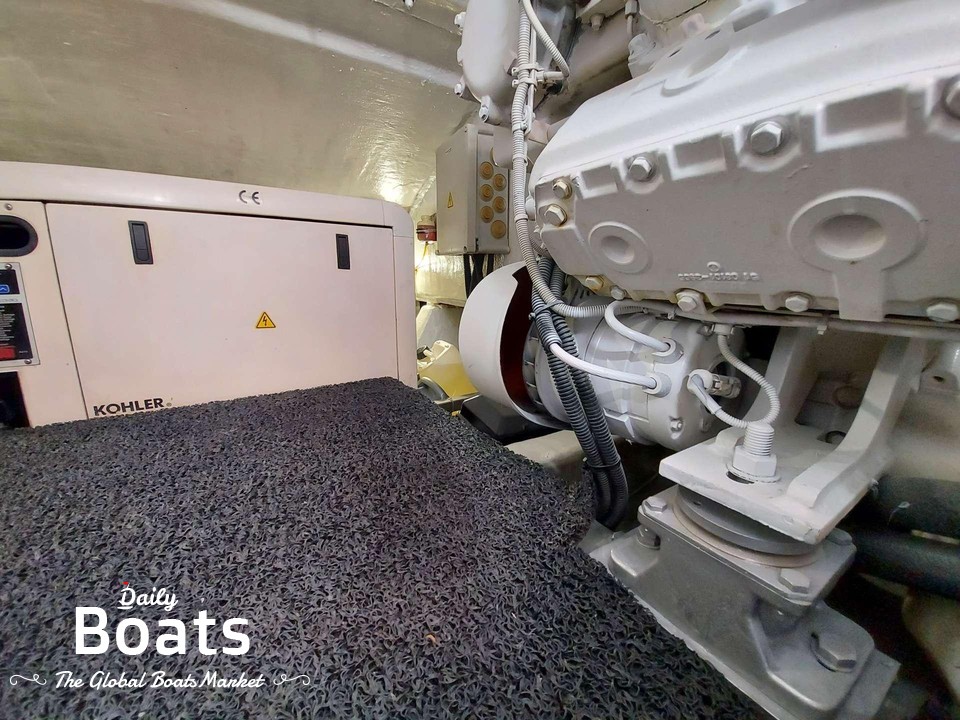 2006 Azimut 68S - 68 S for sale. View price, photos and Buy 2006 Azimut ...