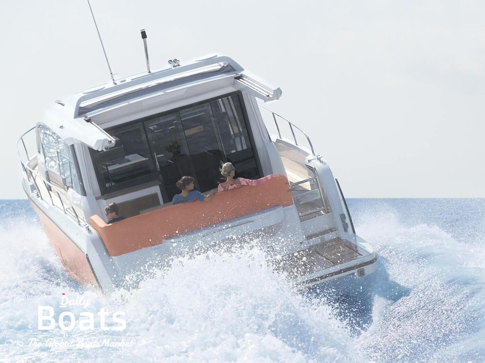 2022 Sealine C430 for sale. View price, photos and Buy 2022 Sealine ...