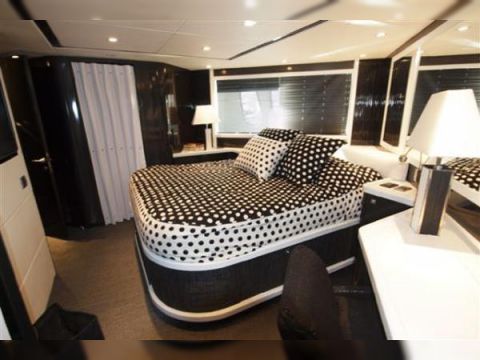 2007 Sunseeker 85 Yacht for sale. View price, photos and Buy 2007 ...