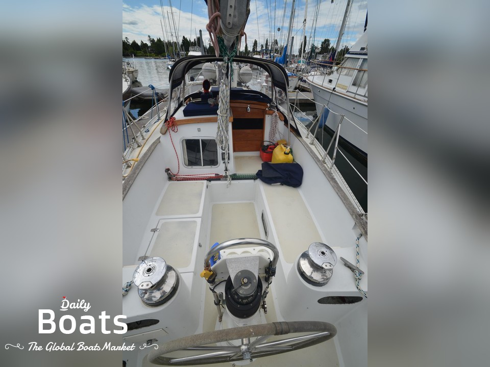 1977 Ericson 39B for sale. View price, photos and Buy 1977 Ericson 39B ...