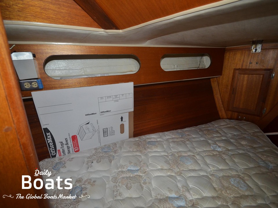 1977 Ericson 39B for sale. View price, photos and Buy 1977 Ericson 39B ...