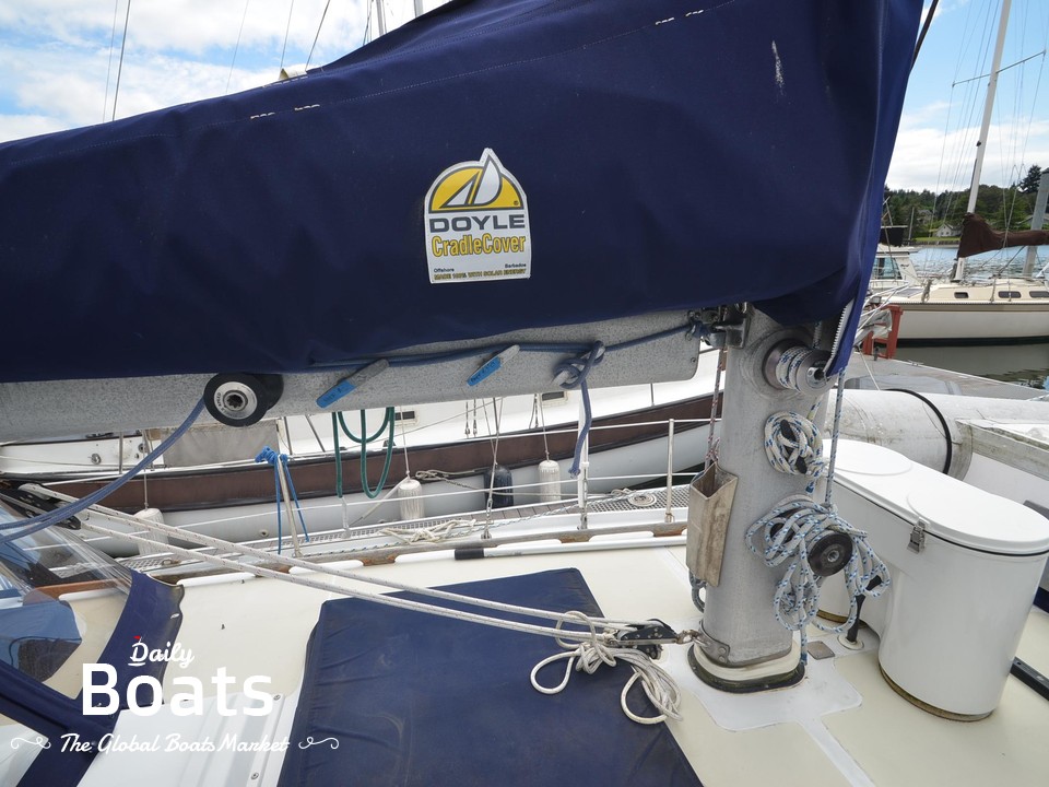1977 Ericson 39B for sale. View price, photos and Buy 1977 Ericson 39B ...