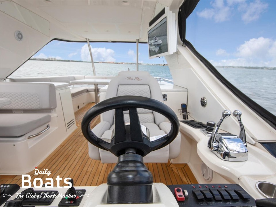 2017 Sea Ray 590 Flybridge for sale. View price, photos and Buy 2017 ...