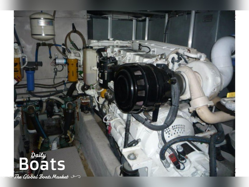 2001 Sea Ray 540 Cockpit Motor Yacht for sale. View price, photos and ...