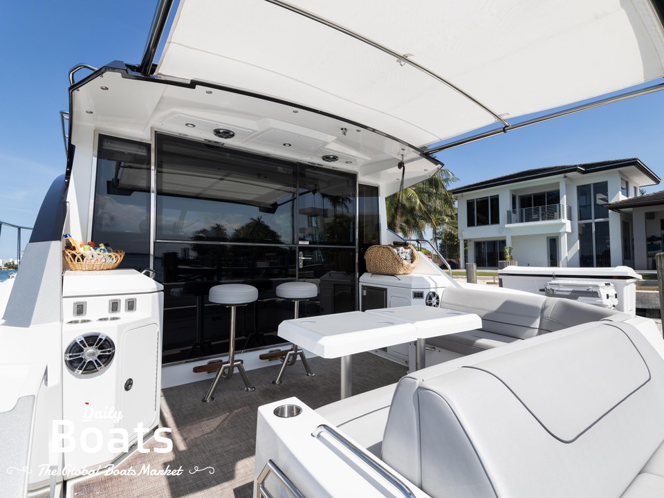 2018 Cruisers Yachts 45 Cantius for sale. View price, photos and Buy ...