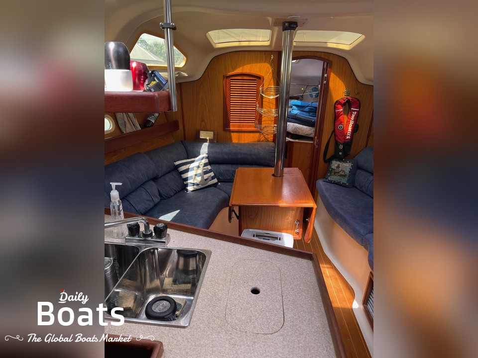 2001 Hunter 340 for sale. View price, photos and Buy 2001 Hunter 340 ...